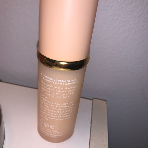 Makeup | Forever Bloom Biomimic Foundation | Poshmark